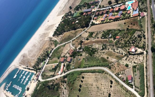 Aquilia Beach Village a Badolato Marina, Calabria | Offerte Villaggi